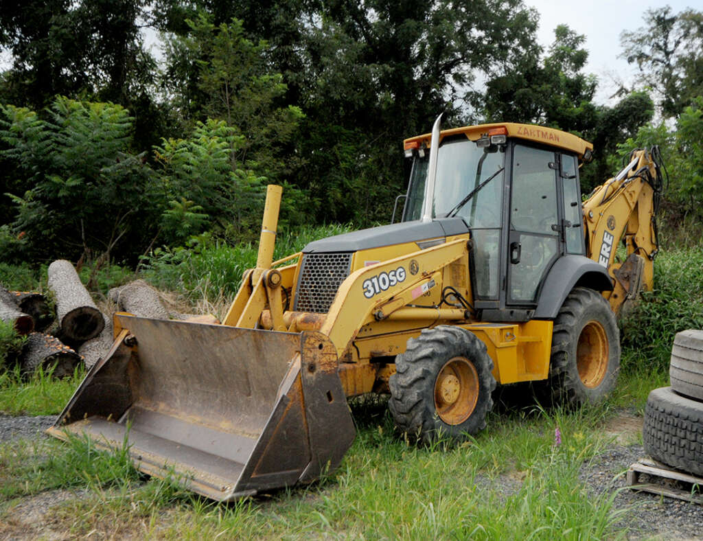 John Deere Backhoe Rental - Bear Rental